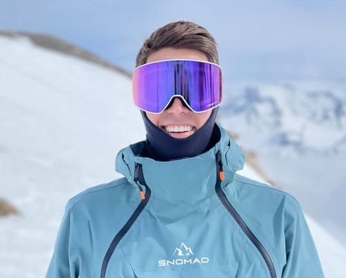 Your Guide to Buying a Ski Jacket