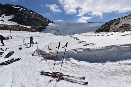 Fonna Glacier Resort Guide - Real Reviews From Real Skiers